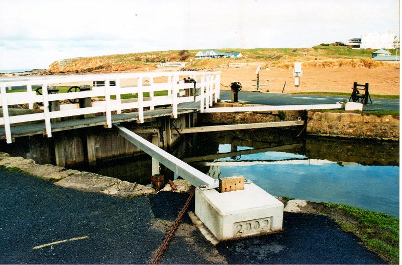 Bude Canal Regeneration Project/Sea Lock - Remedial Works/budecanal511